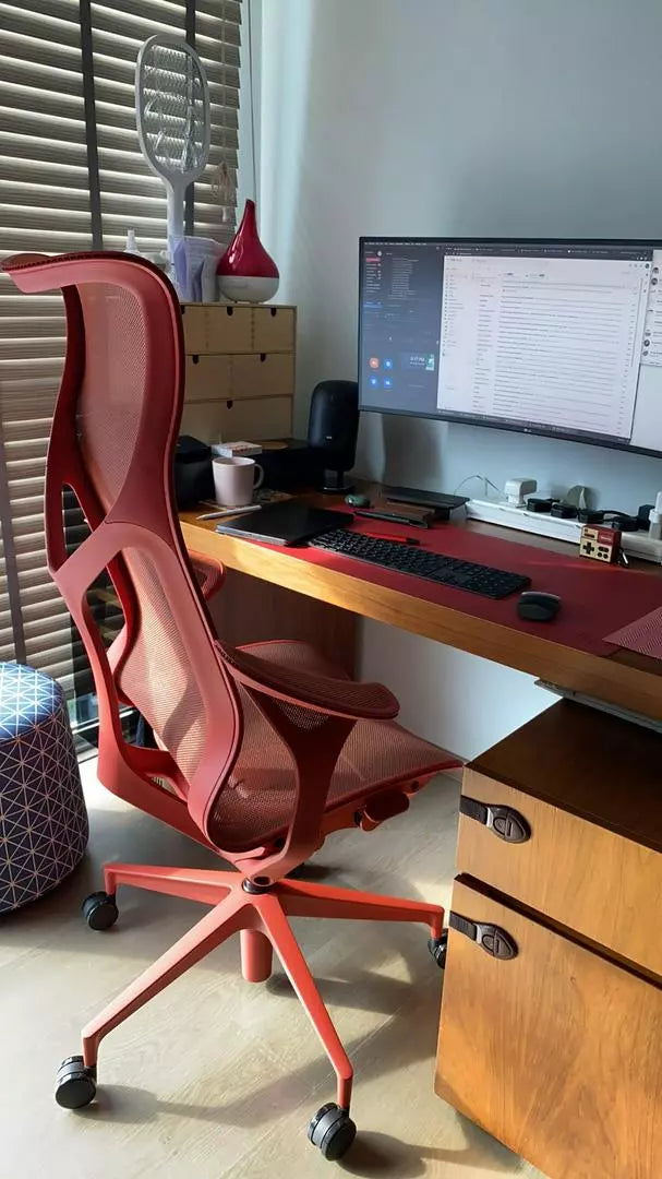Cosm chair red store